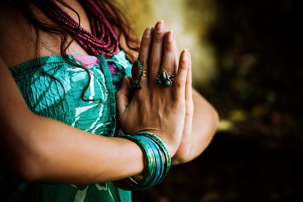 Heart Chakra: A Complete Guide to the Anahata Chakra - GLXYOGA